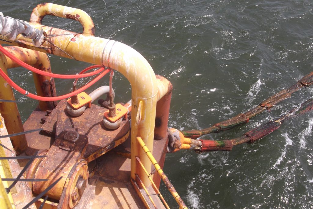 Mooring Hawser Tension Monitor - Petrolcom Oil and Gas Services